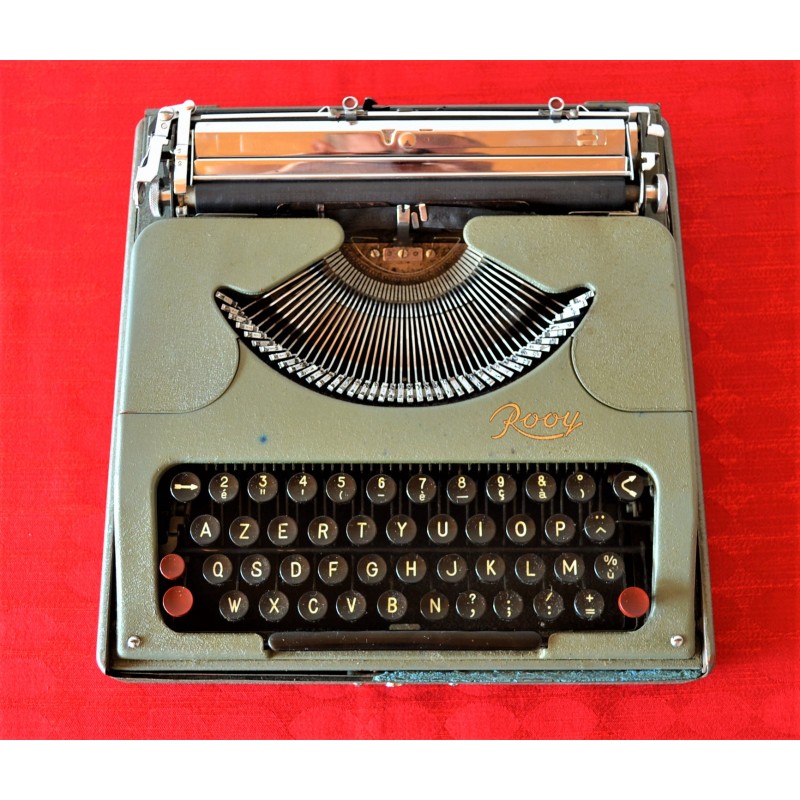 Machine à écrire mécanique portative Brother Deluxe 262TR - vintage 70 80